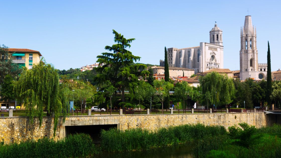 Discover The Parks And Gardens Of Girona - Drivalia